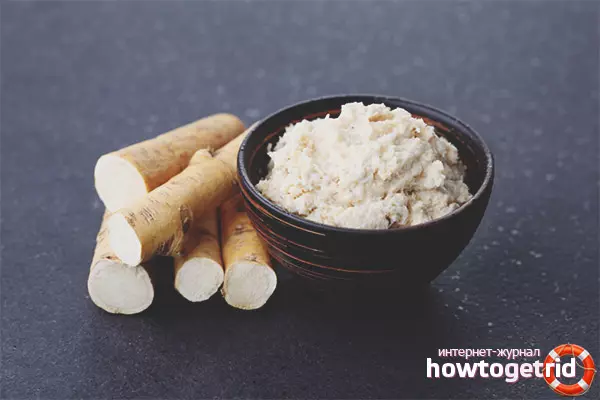 horseradish နှင့်အတူဆံပင်မျက်နှာဖုံးများ