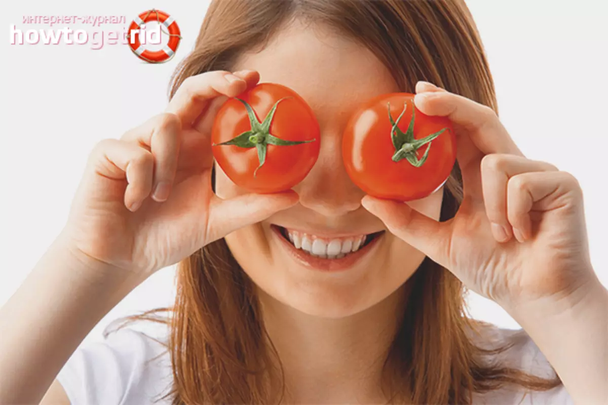 Masks sitere na tomato maka ihu n'ụlọ