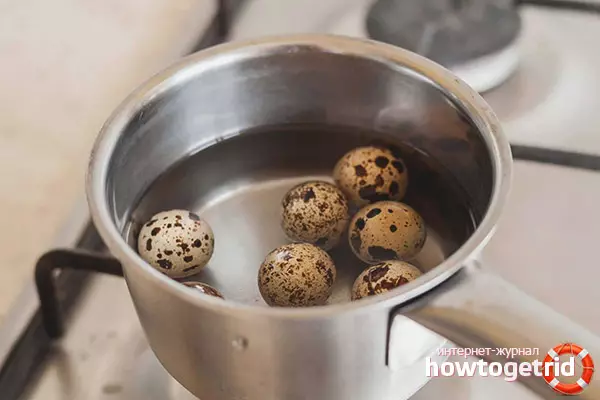 Bagaimana dan berapa banyak memasak telur puyuh