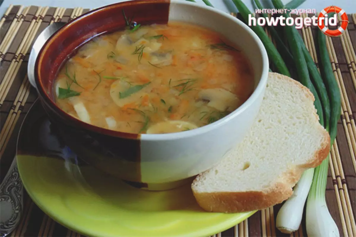 Sopa de guisantes con champiñones