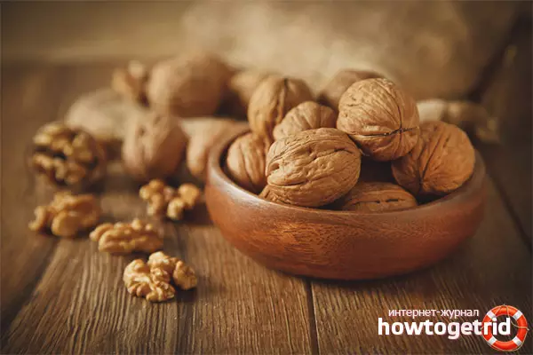 Walnuts na lactation.