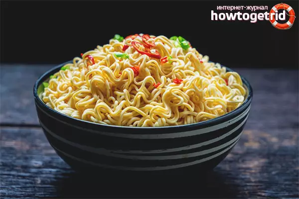 Iikhawulezi ezikhawulezayo ze-noodles-izibonelelo kunye nengozi