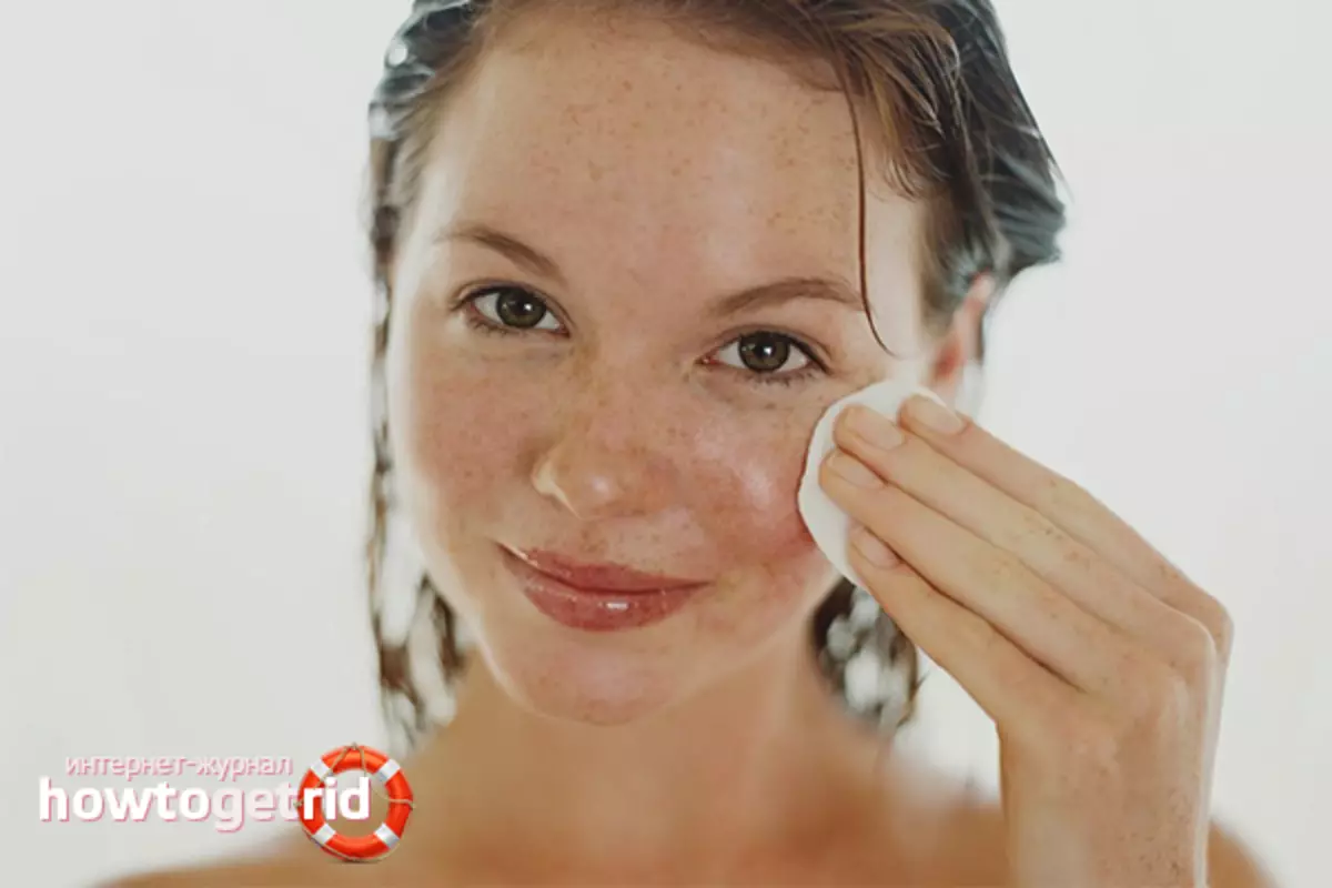 How to whiten your face from freckles