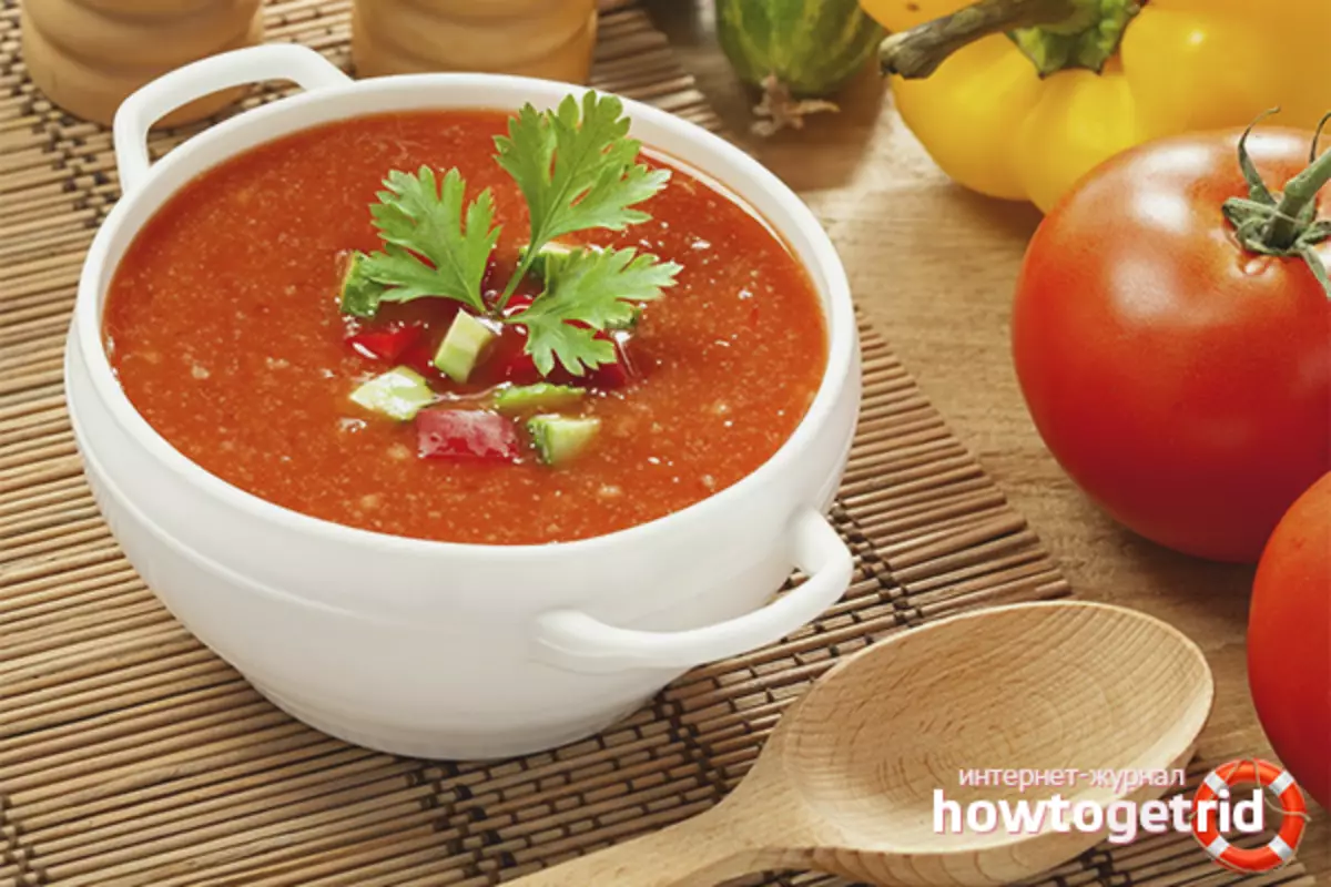 Slik lager du gaspacho suppe