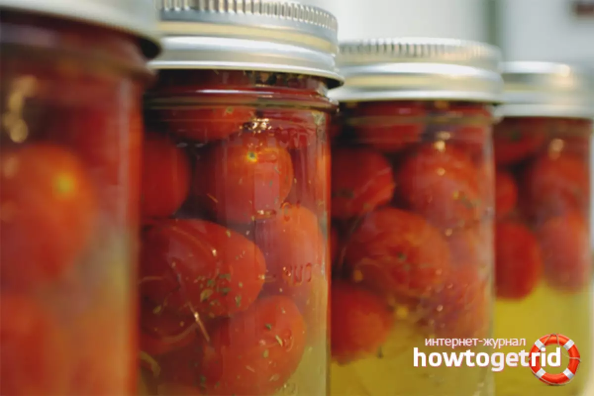 Schnelles Rezept für Spinning Tomaten für den Winter