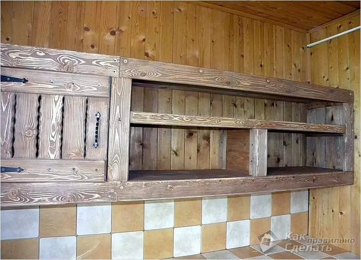 Cucina in legno naturale