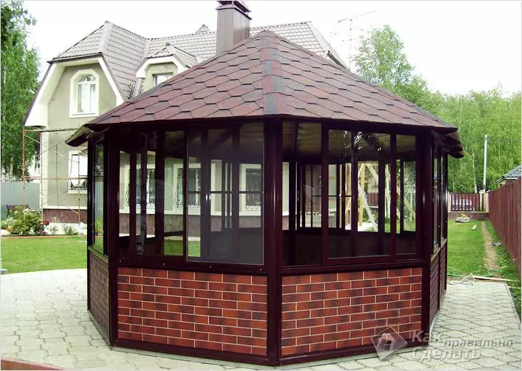 Gazebo, gige pẹlu awọn alẹmọ Clinker