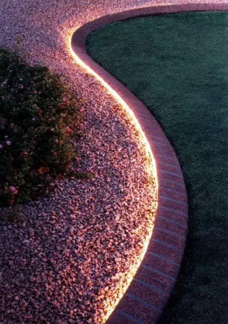 5 ways to illuminate garden track 4526_8