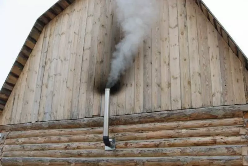 Kā tīrīt skursteni no kvēpi ar savām rokām: efektīva tautas un mūsdienu veidi, kā tīrīt caurumu no kvēpu 4751_3