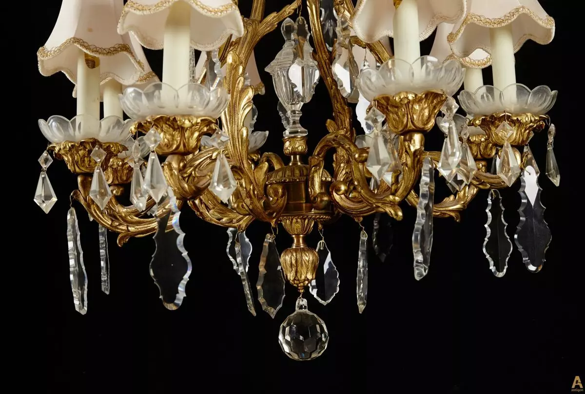 Lustre rococo